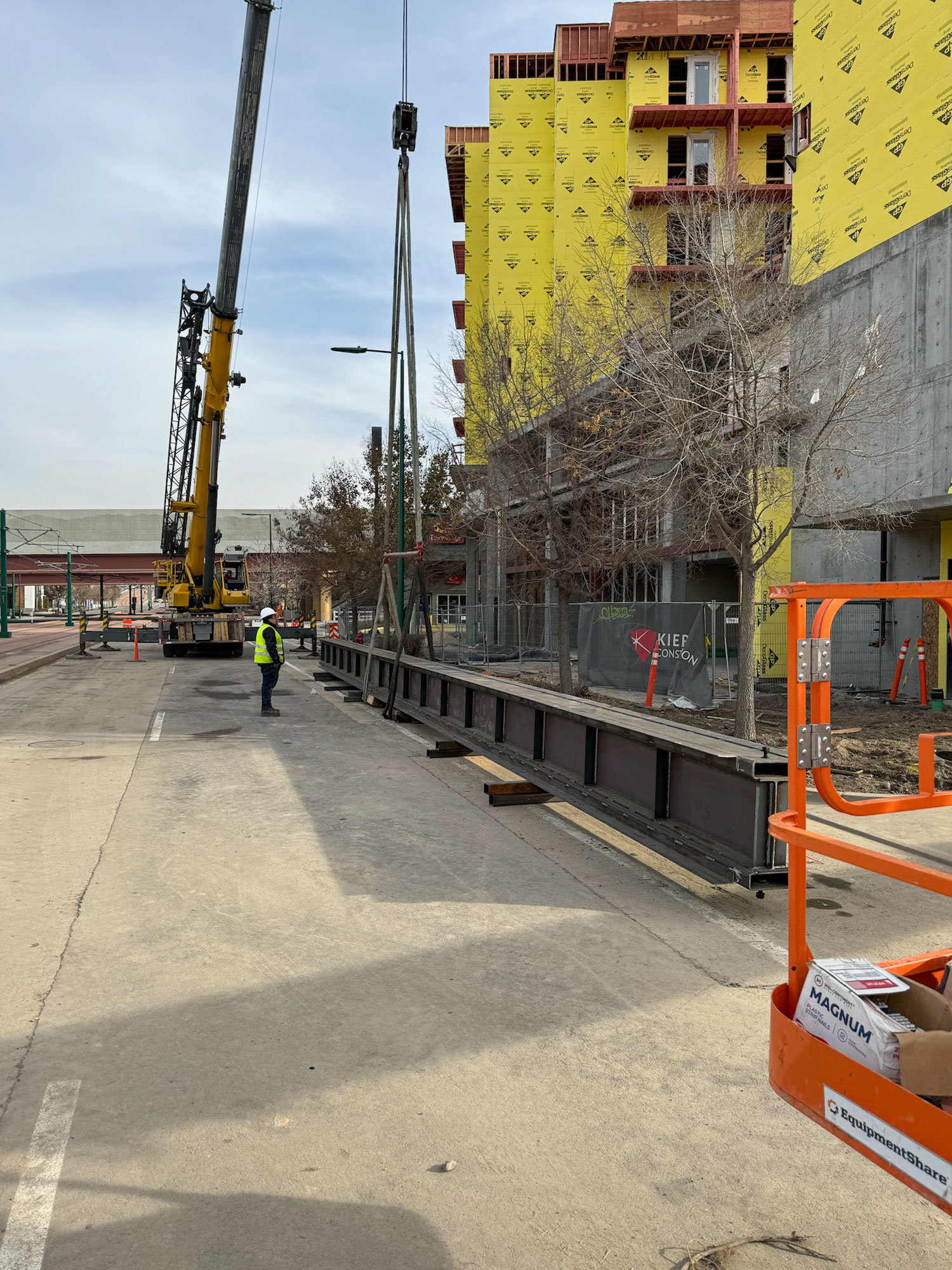 Entry Note Apartments