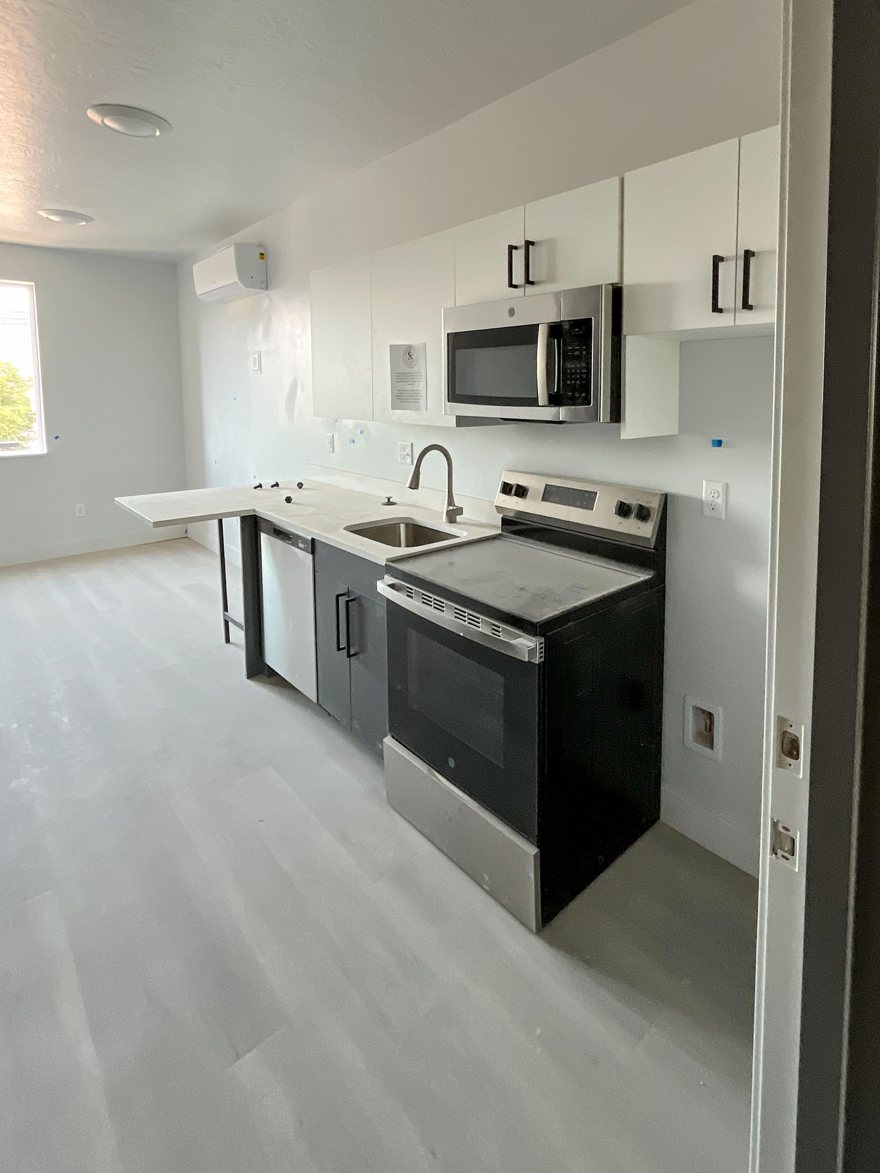 Entry Note Apartments